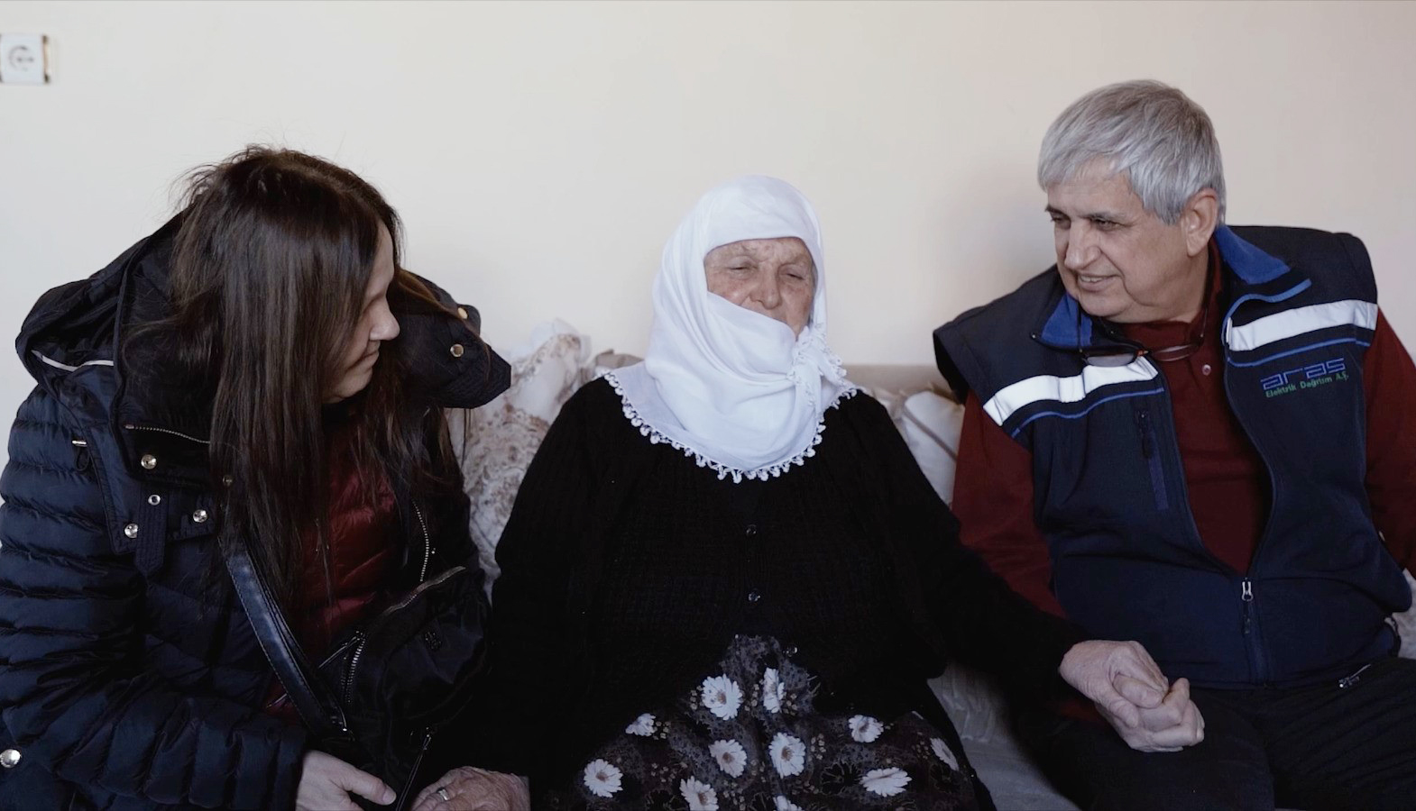 Ehli İrfan, Osmanlı kadını Sarıgül Nine büyüklüğünü bir kez daha ...