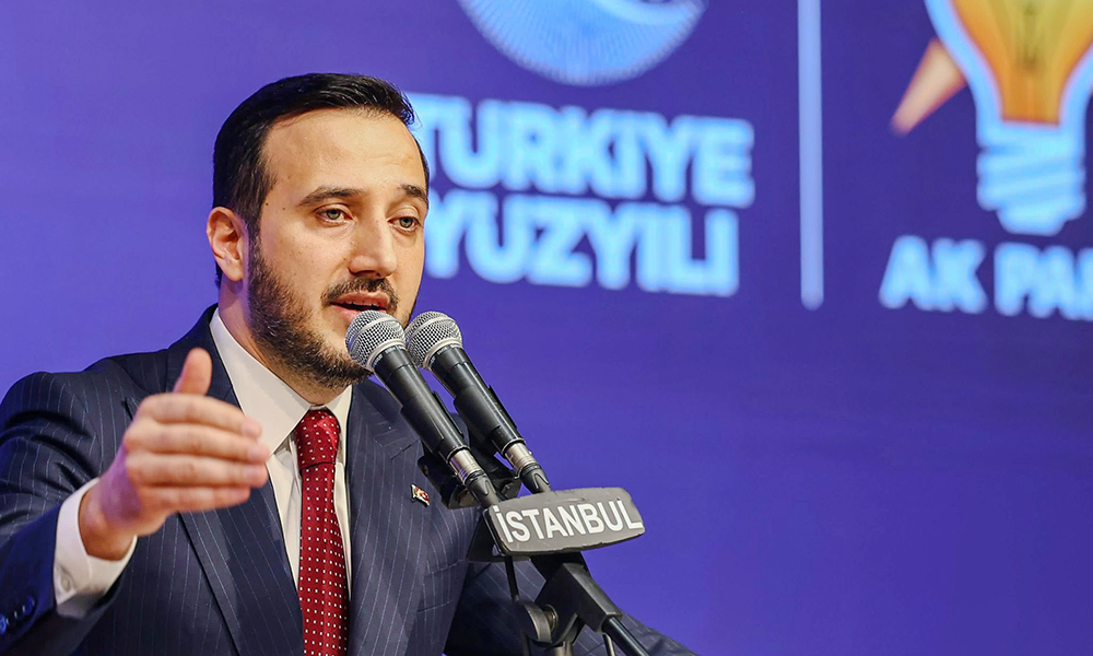 AK Parti İstanbul İl Başkanı Abdullah Özdemir, İBB Başkanı İmamoğlu’nu ...